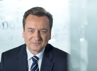 Munich Re pins its hopes on digitisation – but also cuts costs ...